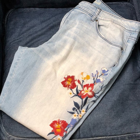 Universal Thread | Pants & Jumpsuits | Universal Thread Embroidered Red ...